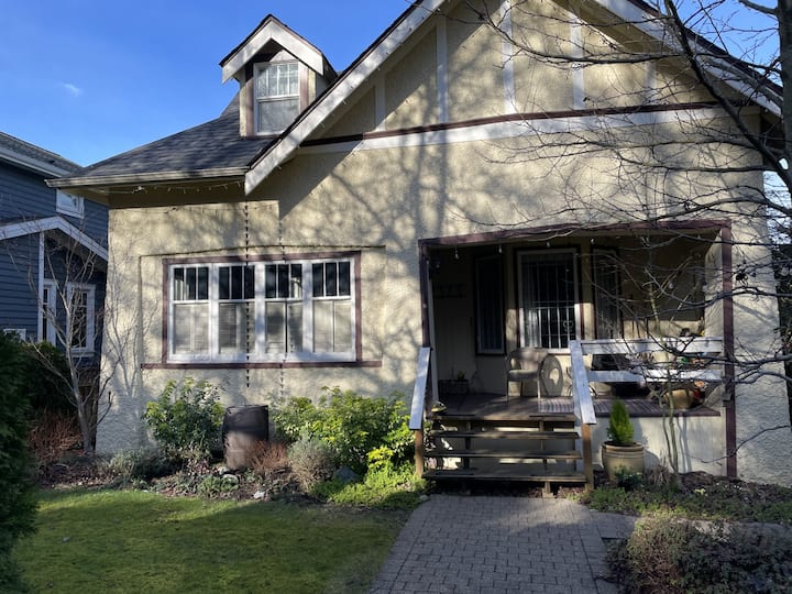 Charming Kitsilano Suite - Vancouver