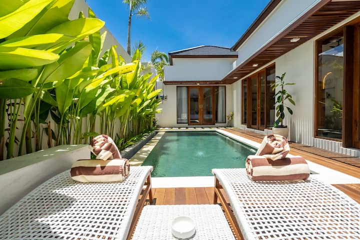 New Private 2br Villa With Pool & Enclosed Living - Australia