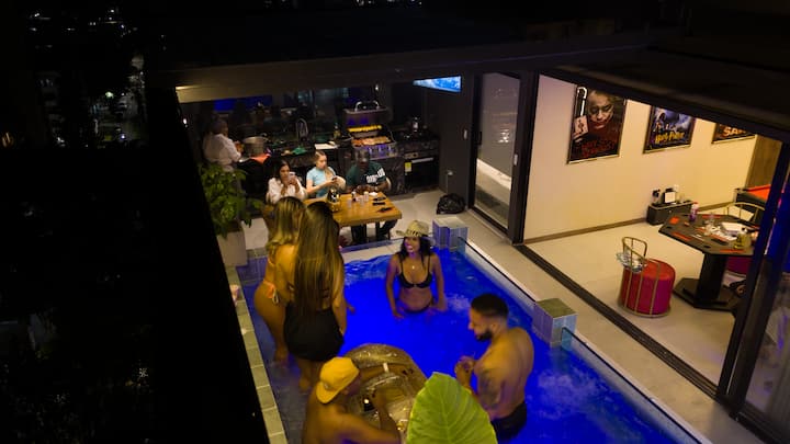 Best Laureles Penthouse | Private Rooftop & Views - Medellín