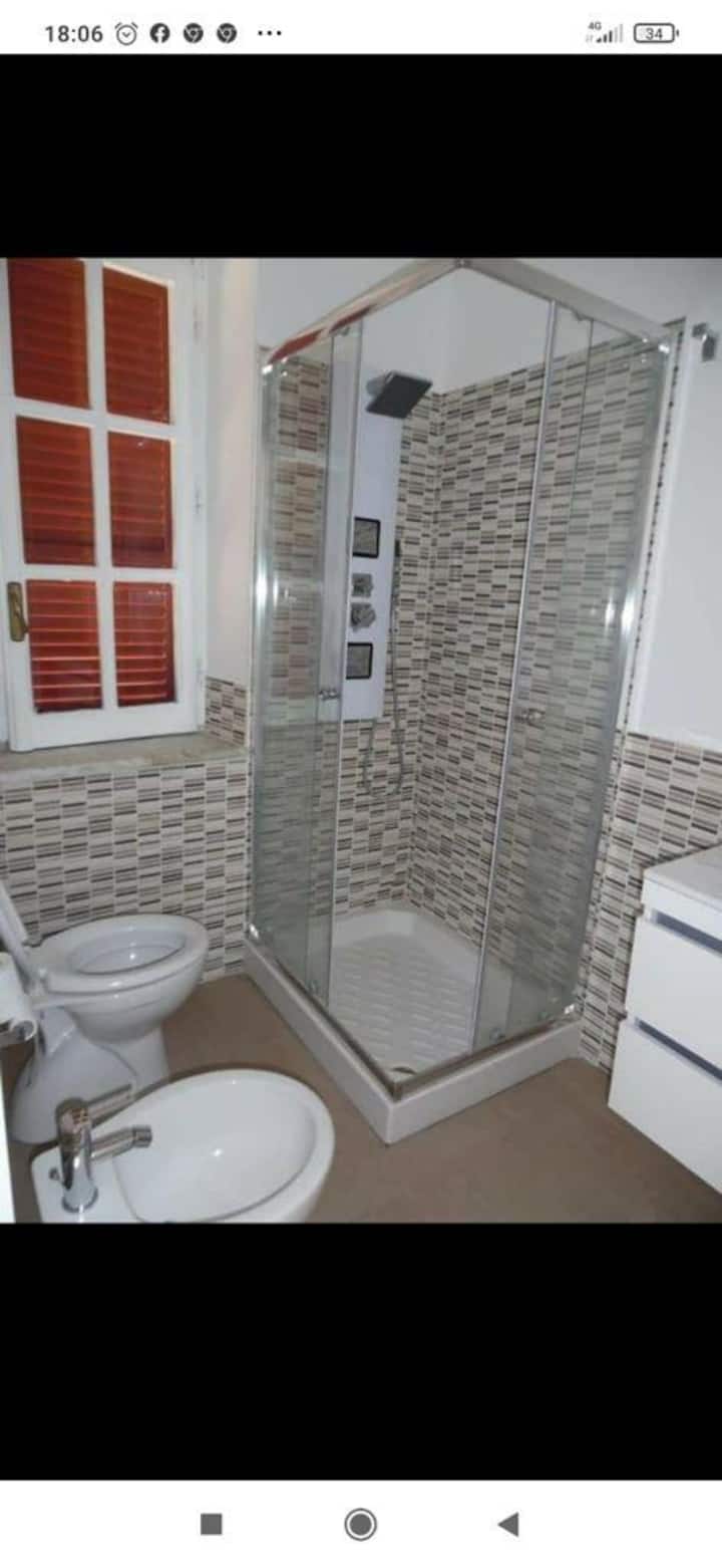 Appartamento Con Balcone - Anzio