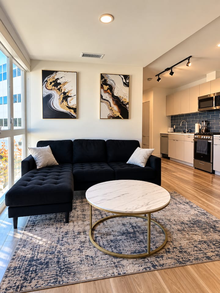 Hollywood Gem + Cozy Stay + Free Parking - Windsor Square - Los Angeles