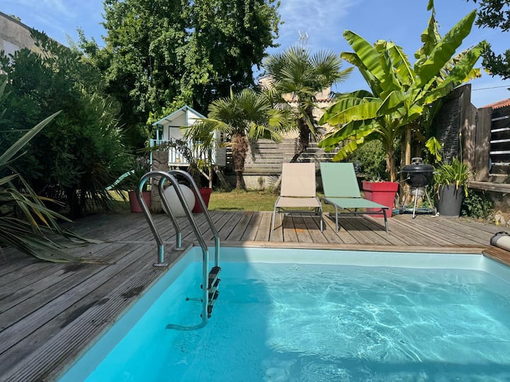 Grande Maison Familiale 8 Pers + Piscine à Saintes - Saintes