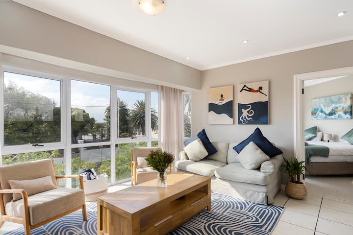Serene Palms 2 Min Walk To The Beach, Pool, View - Somerset West