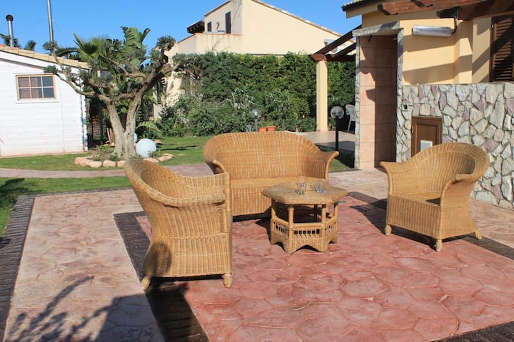 Villa Tiffany Con Vista Giardino - Cefalú