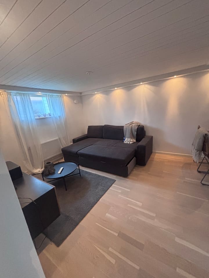 Lägenhet Mitt På ÖCkerö Uthyres - Hönö