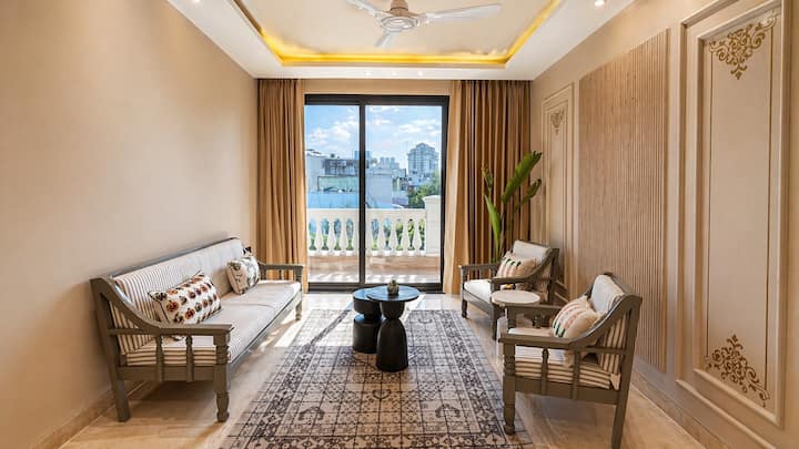 Luxury 4bhk In Prime Location | Fully Furnished - Gurugram