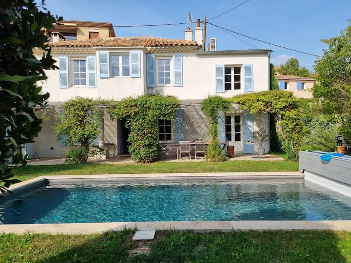 ÉLégante Maison Avec Piscine Idéalement Située - Aix-en-Provence