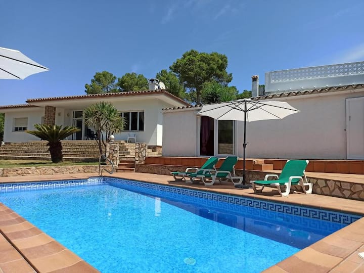 Casa Con Jardín Y Piscina Privada En L’escala - L'Escala