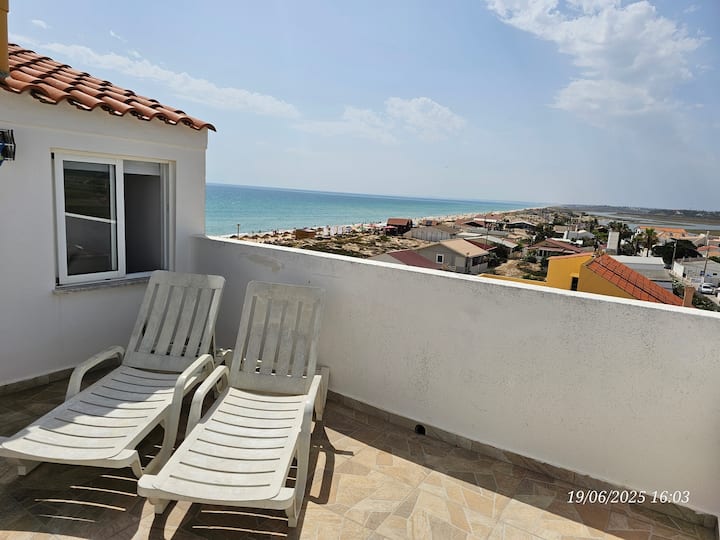 _benya Apt! Faro Beach, Few Steps From Ocean! - Faro