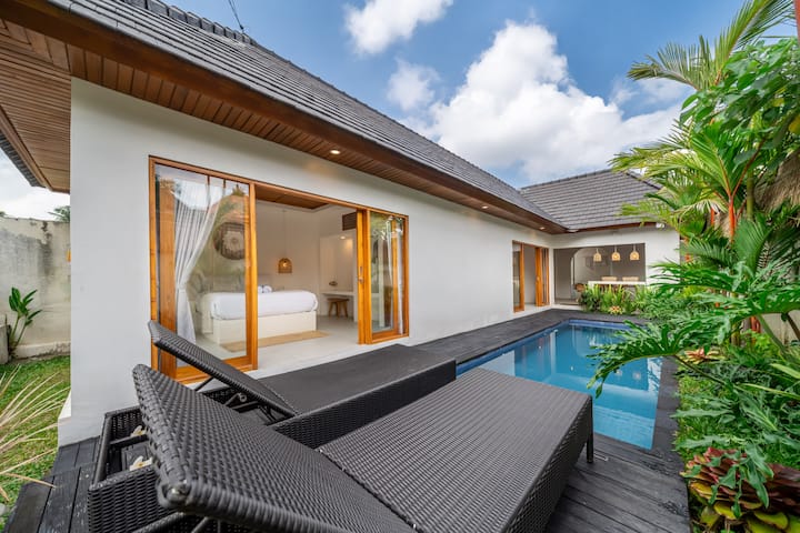 Luxury 2 Bedroom Villa With Private Pool & Bathtub - Ubud