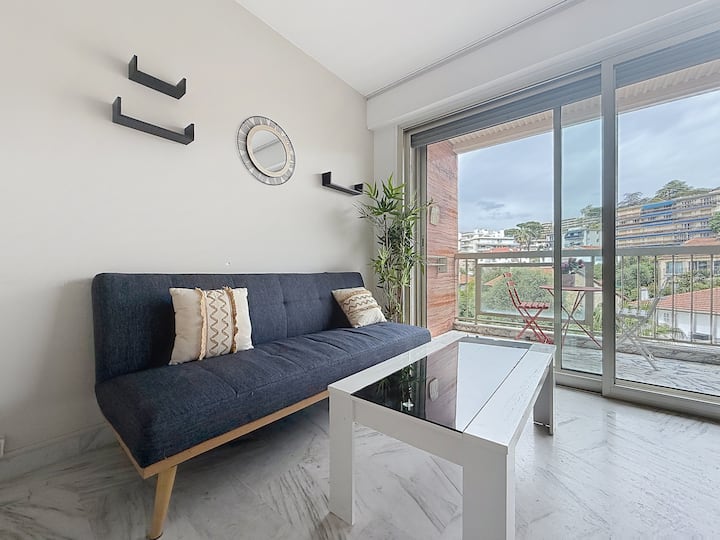 ÉVasion à Cannes : Studio Climatisé Avec Terrasse - French Riviera