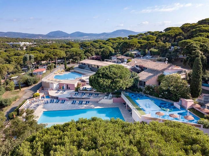 Mobil Home 5 Personnes, Jardin,  Piscine - Saint-Tropez