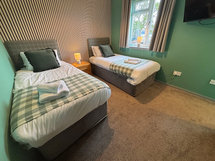 Otter Lodge Skye - Twin Room With The Bay View - Skye