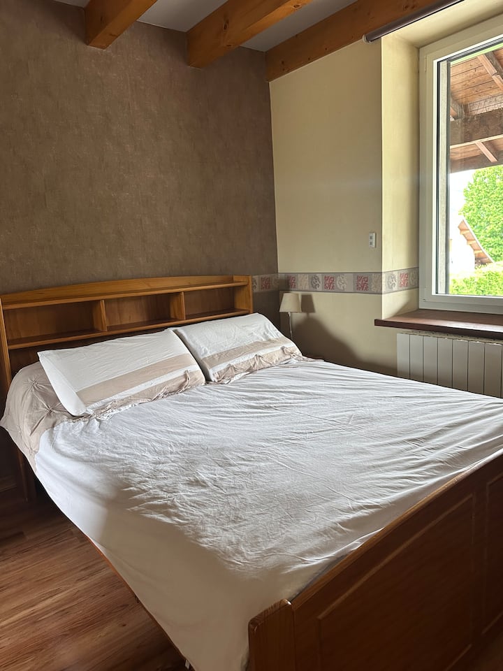 Chambre Cosy 
Avec Sdb Privative, Lac & Montagnes - Culoz