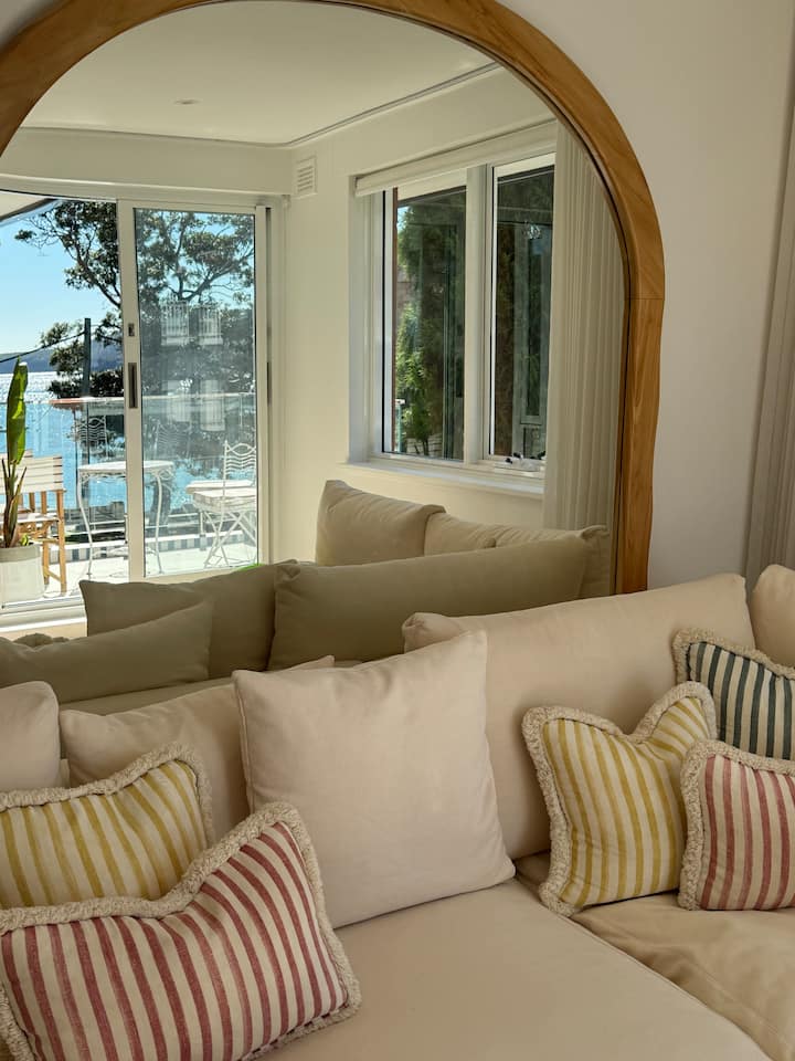 Balmoral Beachfront Luxury | Footsteps From Beach - Taronga Zoo Sydney