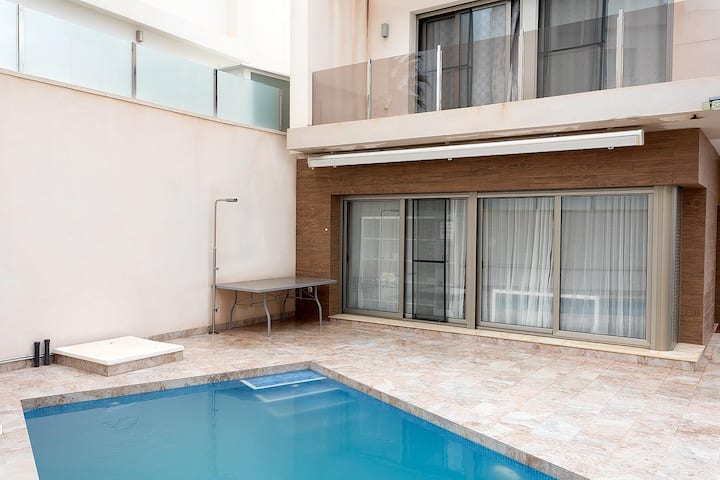 Casa Moderna Con Piscina Privada - Playa Flamenca