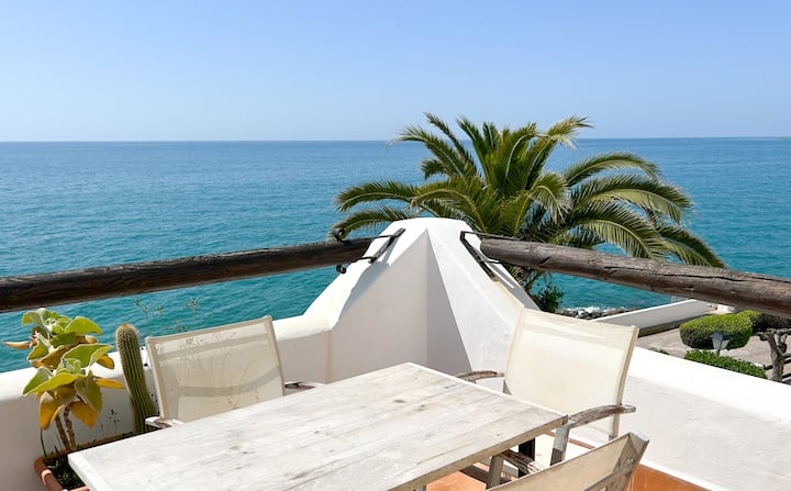 Escapada Frente Al Mar Con Parking Por Hostem - Vilanova i la Geltrú