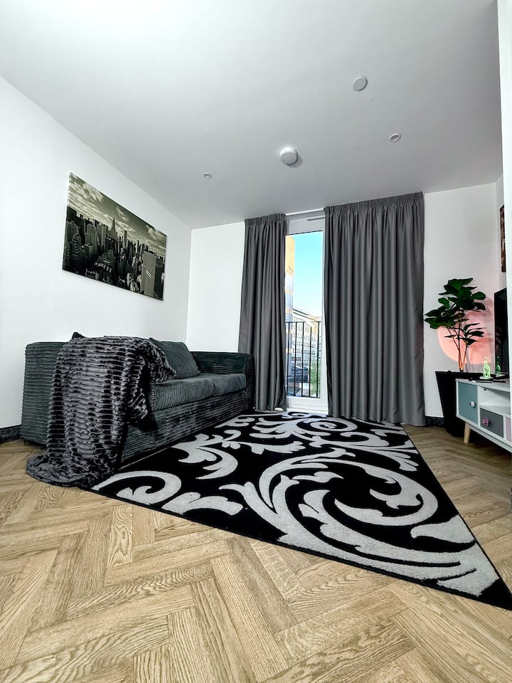 Metro Glow Apartment - Leicester