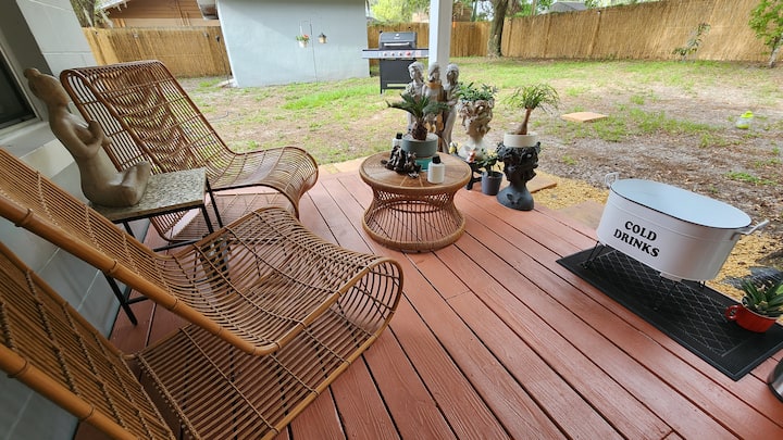 Home Sweet Orlando — Rest, Recharge, Repeat! - Altamonte Springs, FL