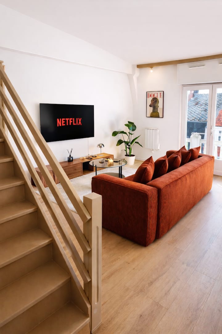 Appart Lumineux & Cosy Avec Vue • Cœur De Cambrai - Cambrai