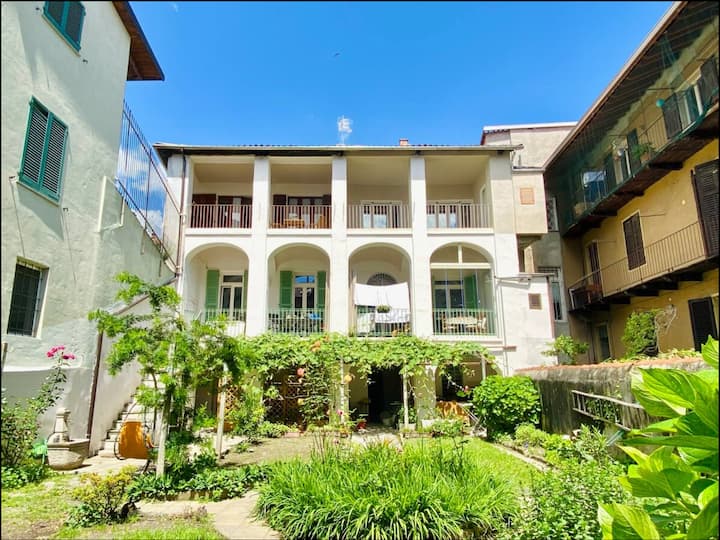 Casa Isotta: Il Giardino Nascosto Di Ivrea - Ivrea