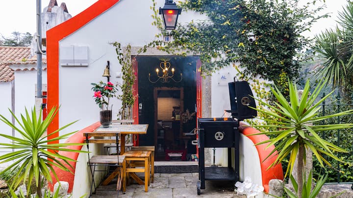 Unique Historical Home In The Heart Of Sintra - シントラ