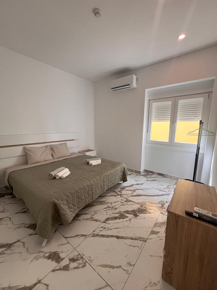 Quarto Duplo - Hostel The Vault - Carvoeiro