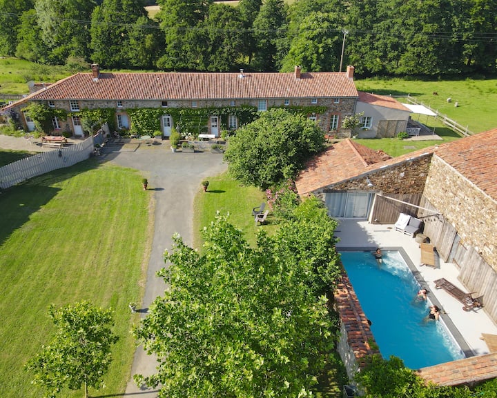Grande Maison Duo En Campagne Nature Piscine à 29 - Cholet