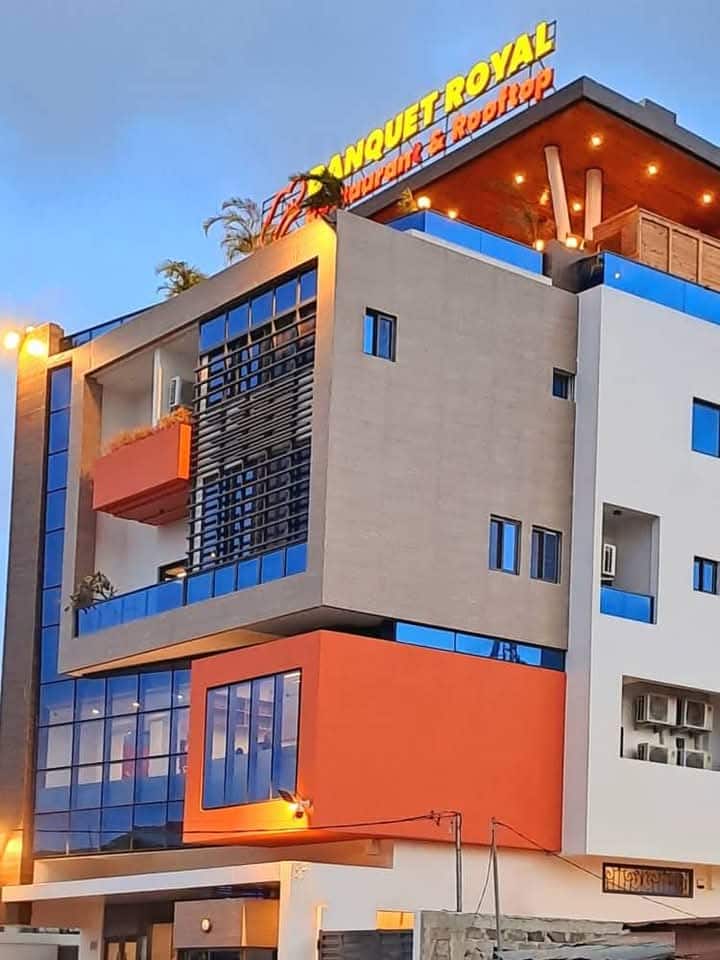 Appartements Et Chambres D'hôtel - Cotonou