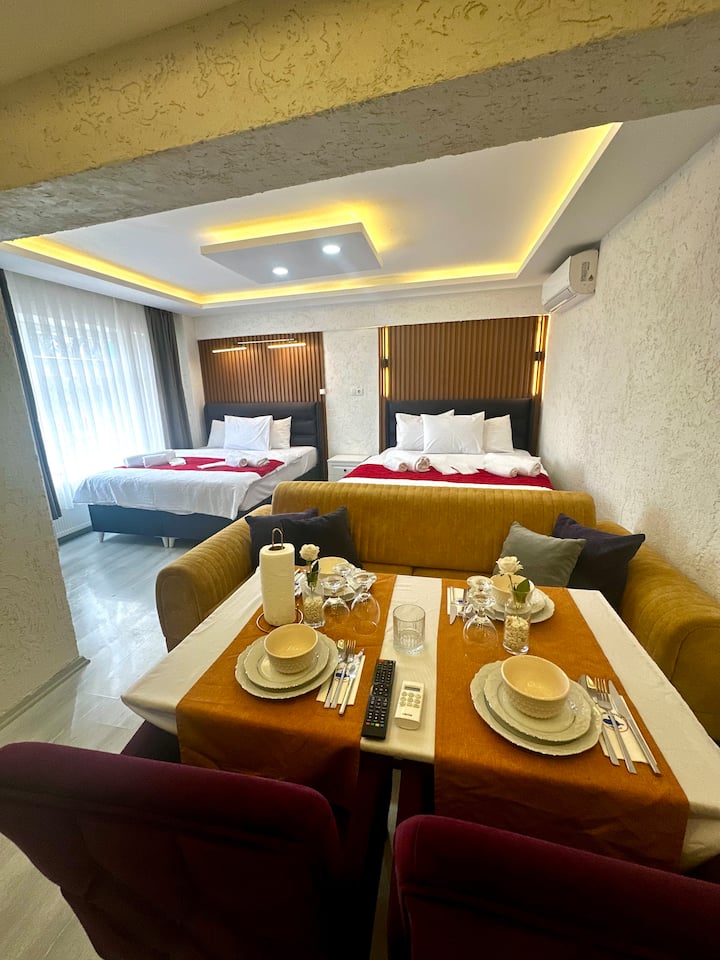 Apartment With Kitchen Located In A Historic Area. - Istanbul