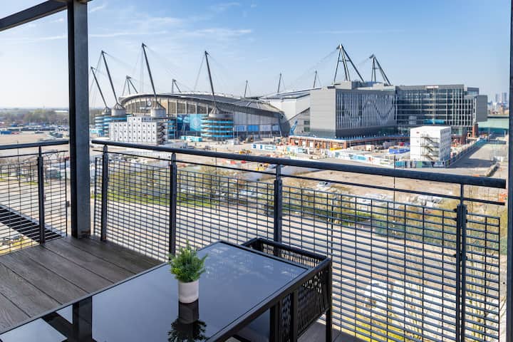 6th Floor W Balcony Walk To Coop Arena & Etihad - Manchester