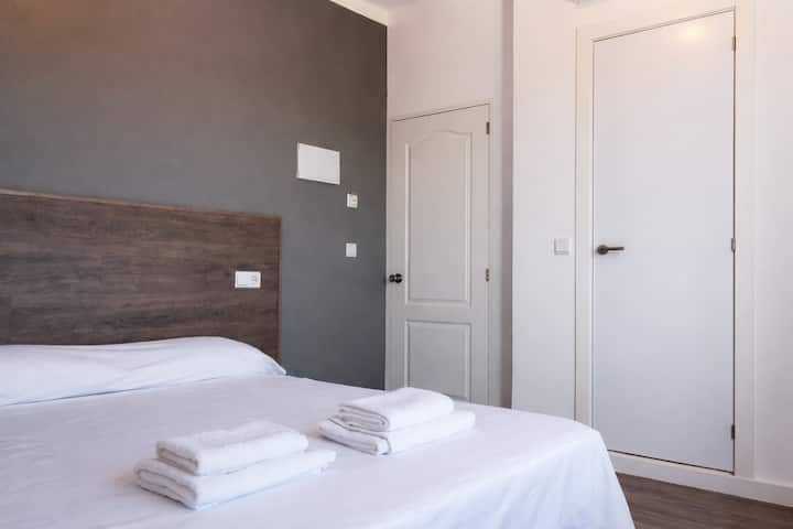 Habitación Matrimonial Nº 8 - Mallorcarooms - Mallorca