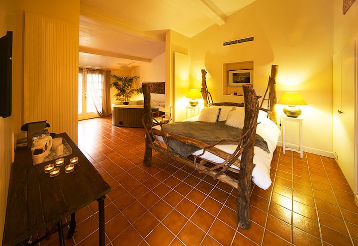 Chambres La Gatine Avec Jacuzzi, Sauna Ou Hammam. - Yvelines