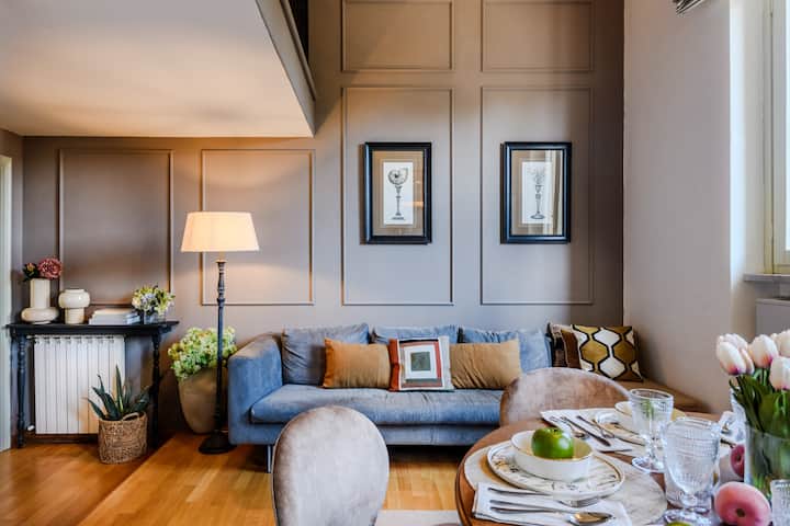 Experience An Unparalleled Blend Of Style And Comf - Viareggio