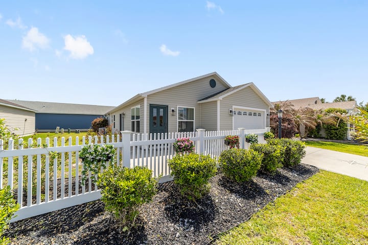 Fenney Garden Retreat - Wildwood, FL