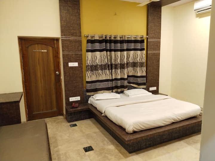 Hilltop Mount Abu - 莫烏恩特阿布