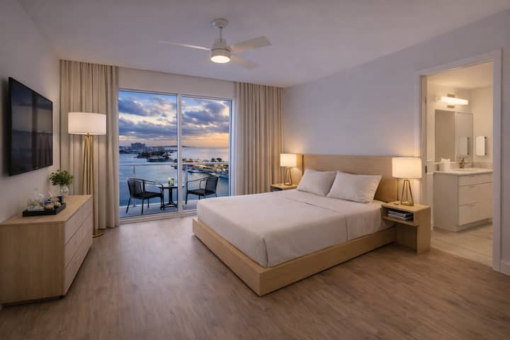 Waterfront Penthouse Residence - Clearwater Beach, FL