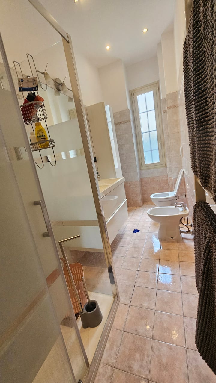 Posto Letto In Camera Doppia.
Per Studenti, - Turín