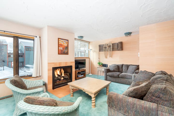 Telluride Lodge 312 By Avantstay|near Slopes/town - Telluride, CO