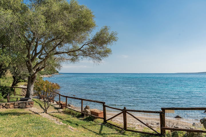 [Villa Accesso Diretto Alla Spiaggia] Fronte Mare - Ólbia