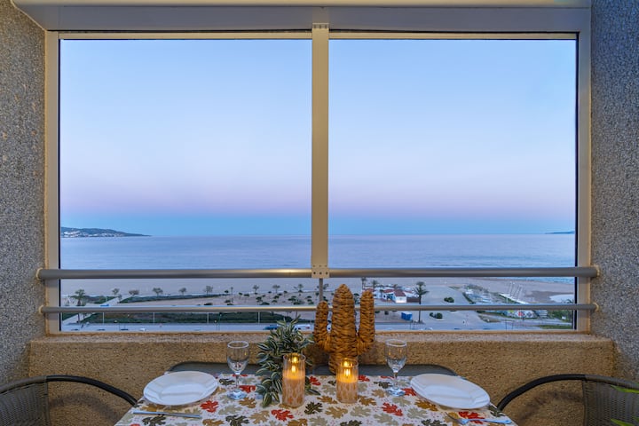 Beachfront Cozy Appartment With Sea Views - Empuriabrava