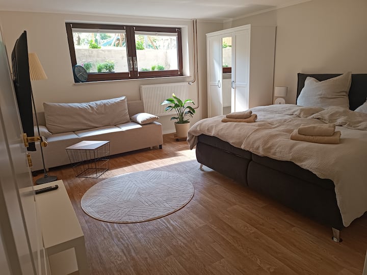 Zentrale Souterrainwohnung Im Grünen - Paderborn