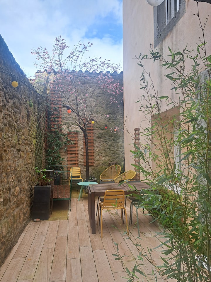 Belle Maison De Village Spacieuse Et Confortable - Carcassonne