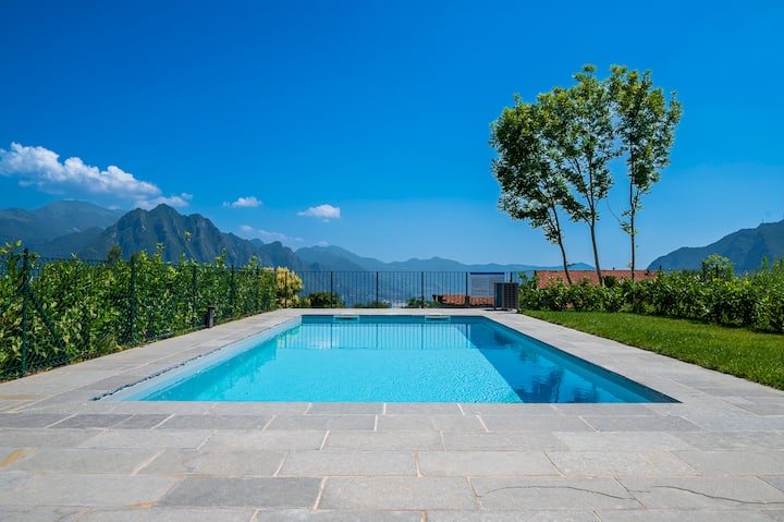 Lake Iseo Terrace & Pool Suite - Lovere