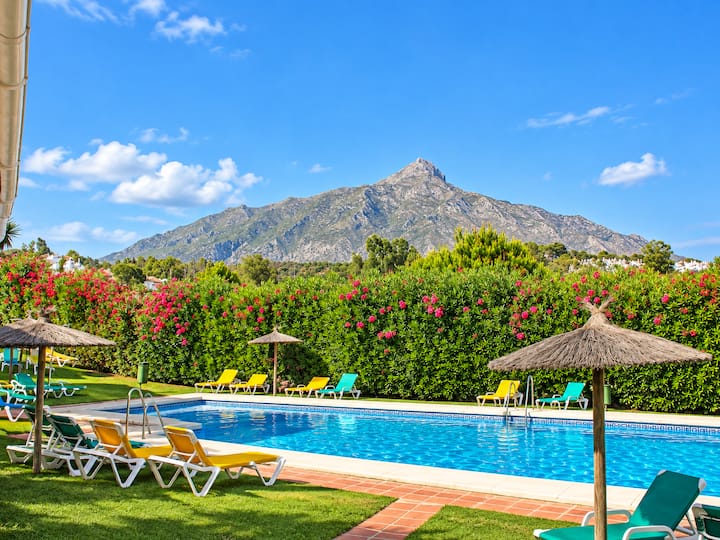 Townhouse In Nueva Andalucia - Marbella