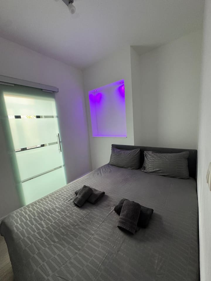 Stylish 1br Apartment - Secure Central Location - Liège