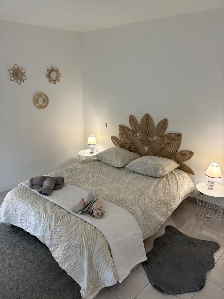 Appartement Spacieux Neuf Climatisé Idéal Pour 2 - Carpentras