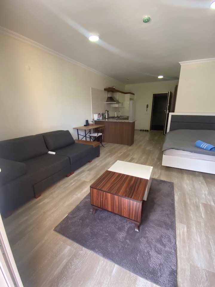 Ege üNiversitesi Ve Hastane Yakını Lüx Eşyalı - İzmir