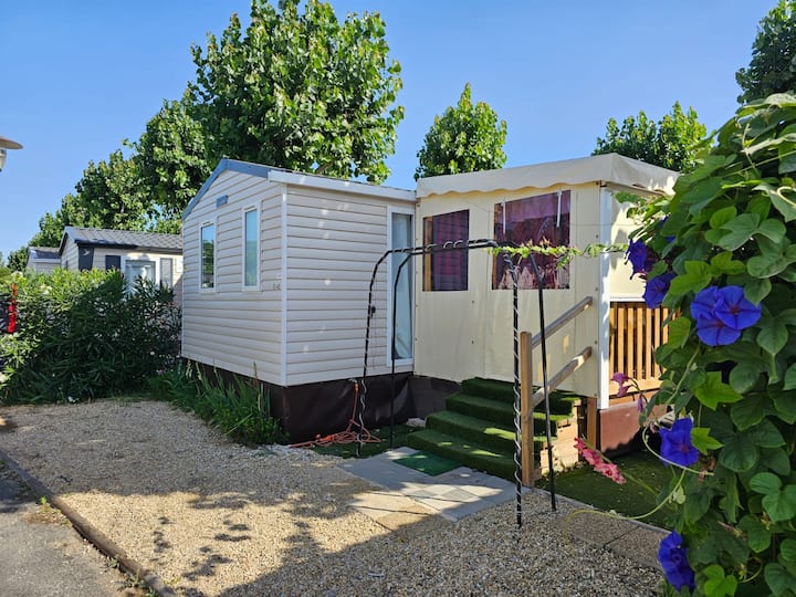 Mobil-home De 6 à 8 Personnes . - Béziers