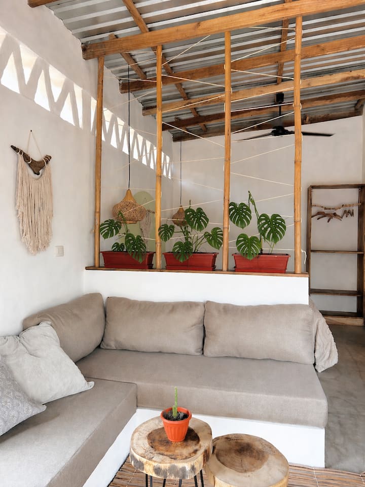 Leaf – Lakefront House With Stunning Volcano Views - Nicaragua
